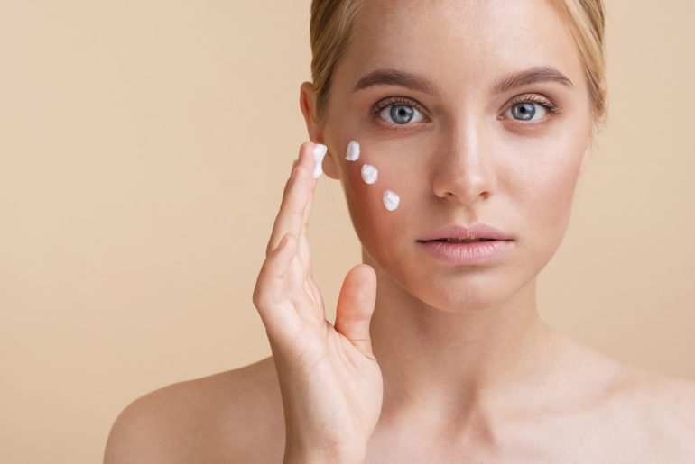 Forme de yeux : la liste des différentes formes des yeux pour femme